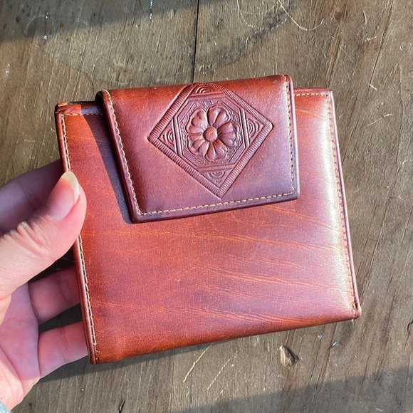 Bags | Vintage Sundance Leather Di Lido Tooled Leather Wallet And Coin ...